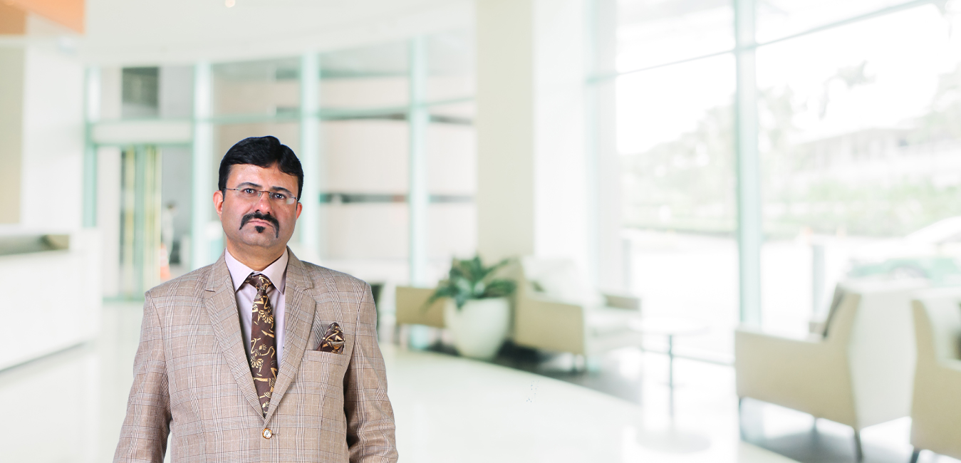 About Hemant Sharma - Hemant Sharma About Hemant Sharma - Hemant Sharma